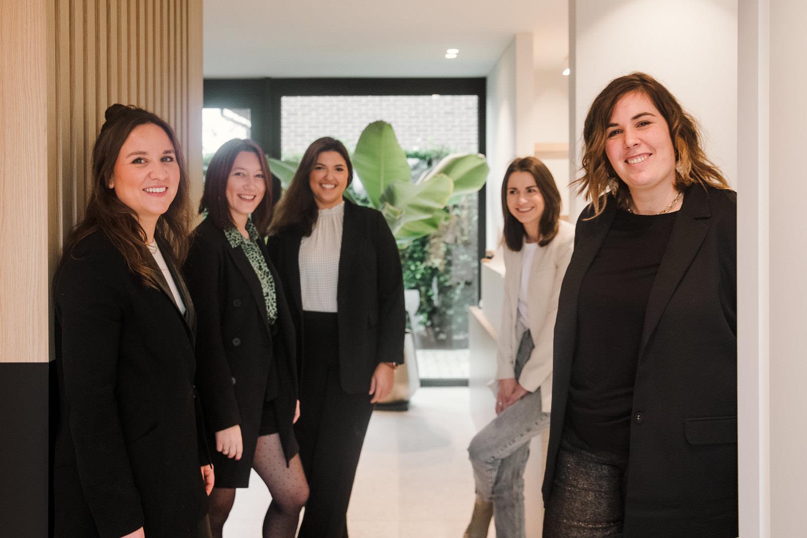 Contact | LEXA - advocaten en bemiddelaars